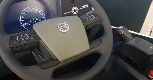 VOLVO strengthens its commitment to road safety with the incorporation ...